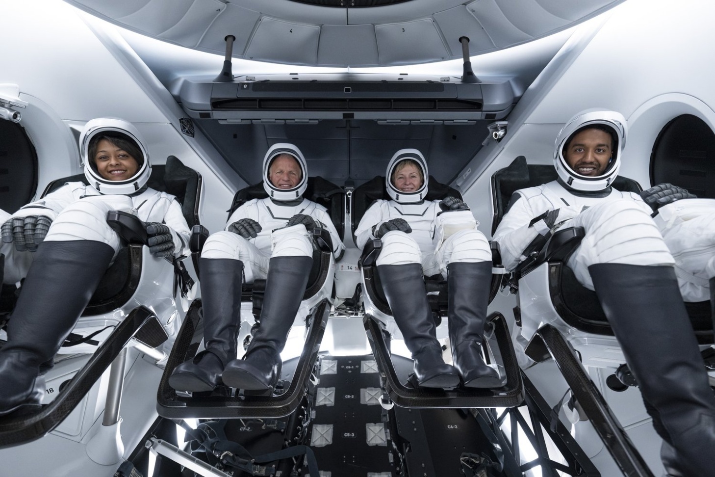 FAA Promises a ‘Light Touch’ on Novel Space Regulations