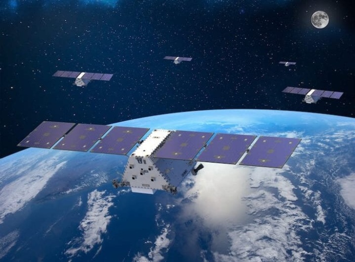 Lockheed’s Mid-Size Bus Set to Fly This Year