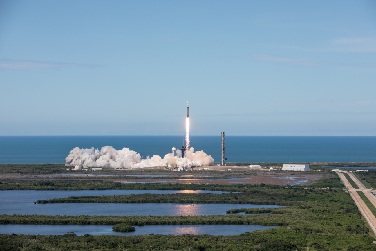 SpaceX Won A Mars Mission That Might Get Cancelled