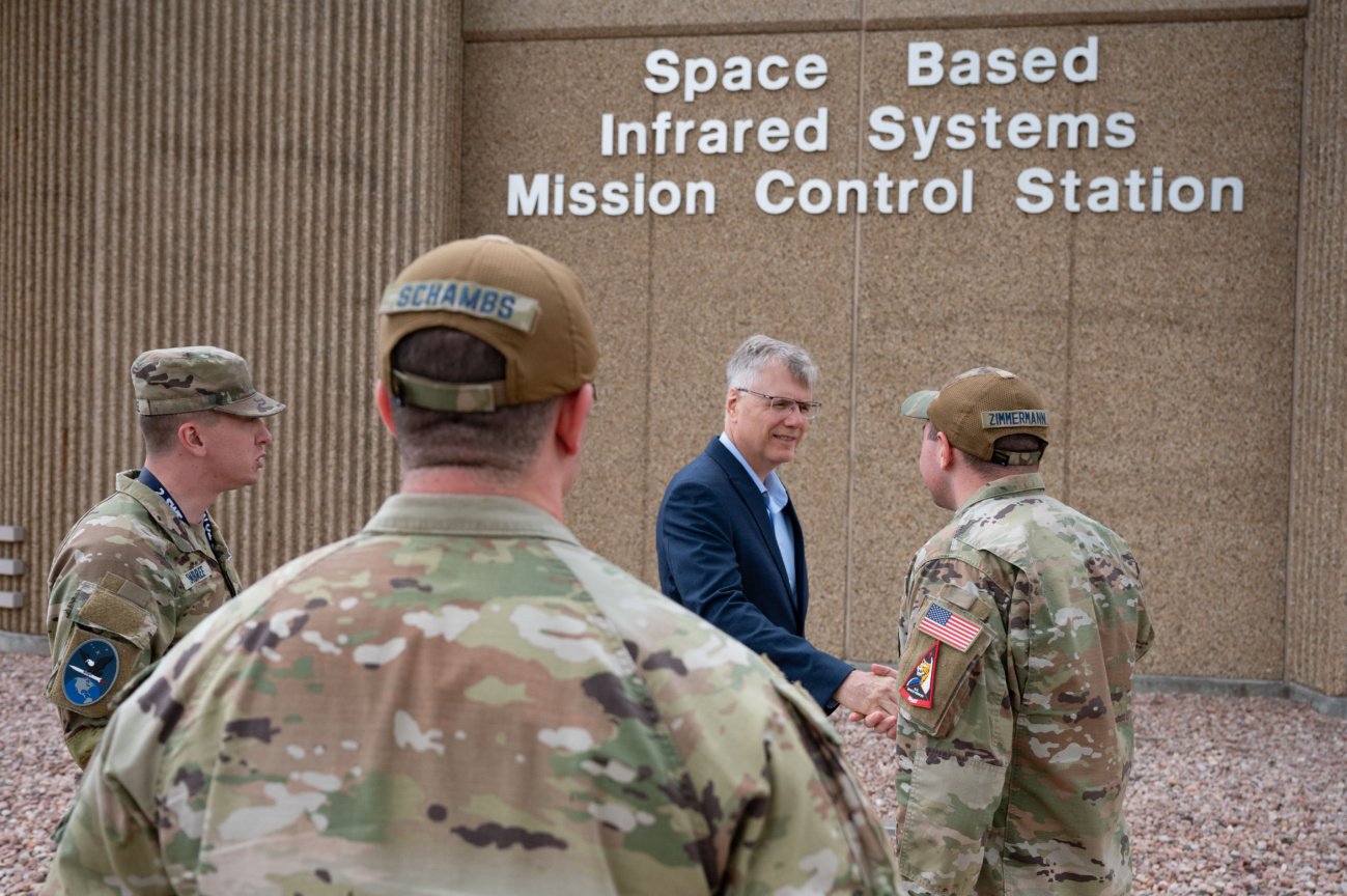 BAE Snags $1.2B Missile Warning Contract